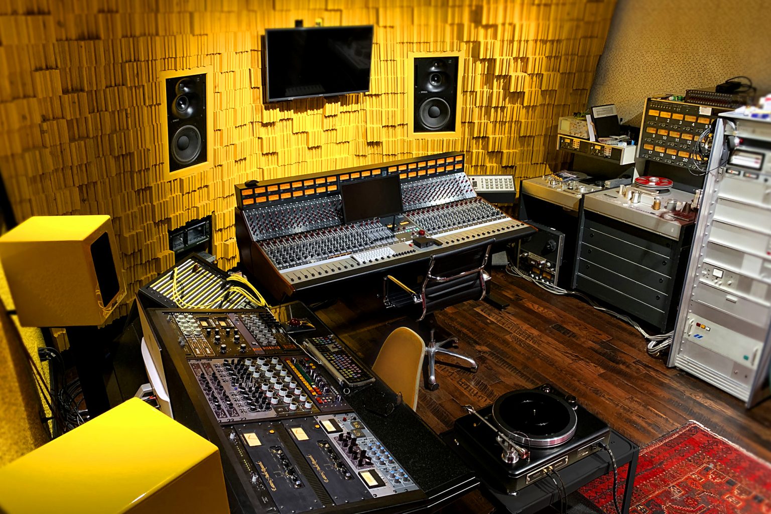 Third Man Mastering Studio - Jack White Art & Design Third Man Mastering Studio - Jack White Art & Design